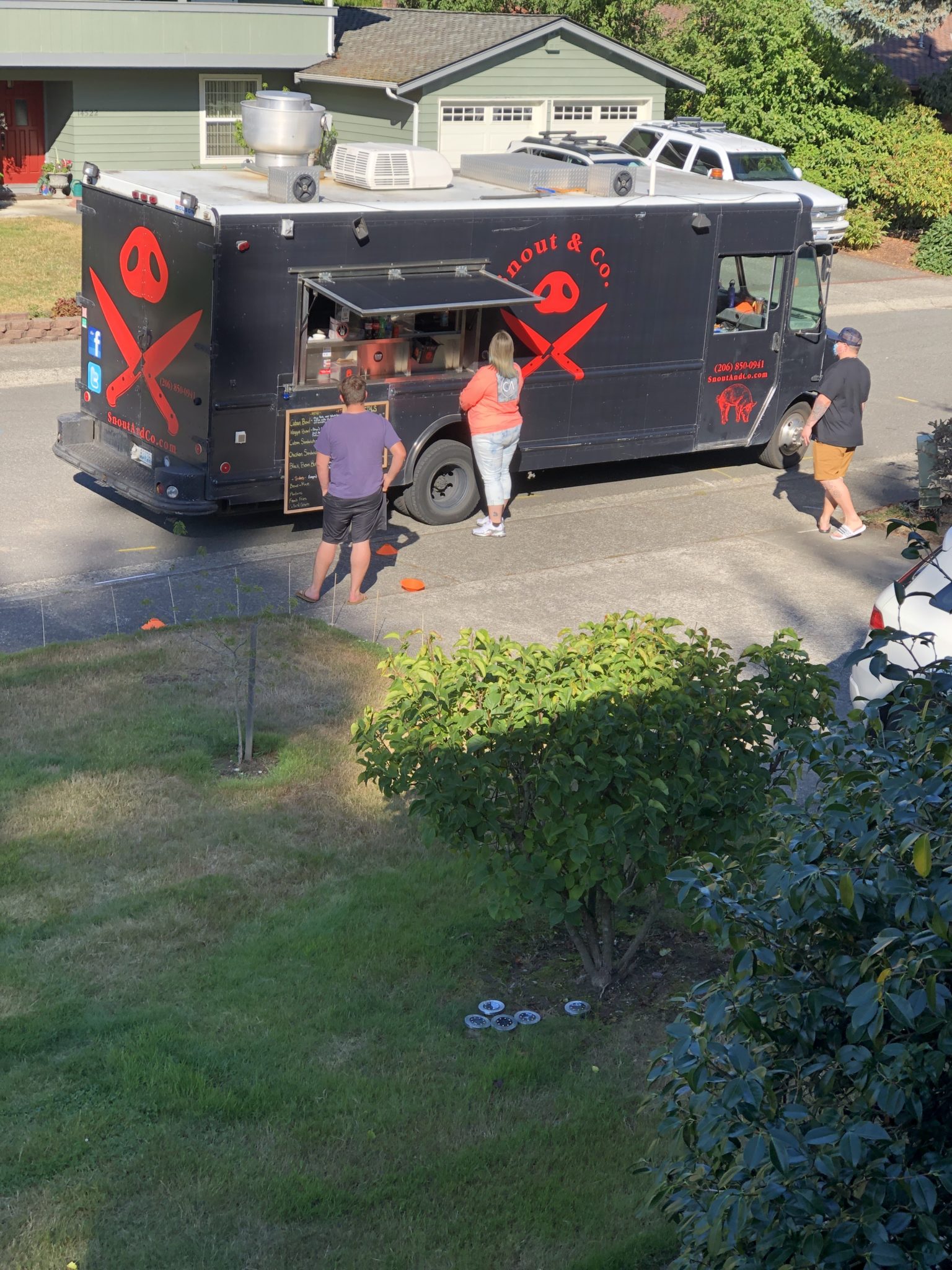 Here Comes the Neighborhood – Kermit House